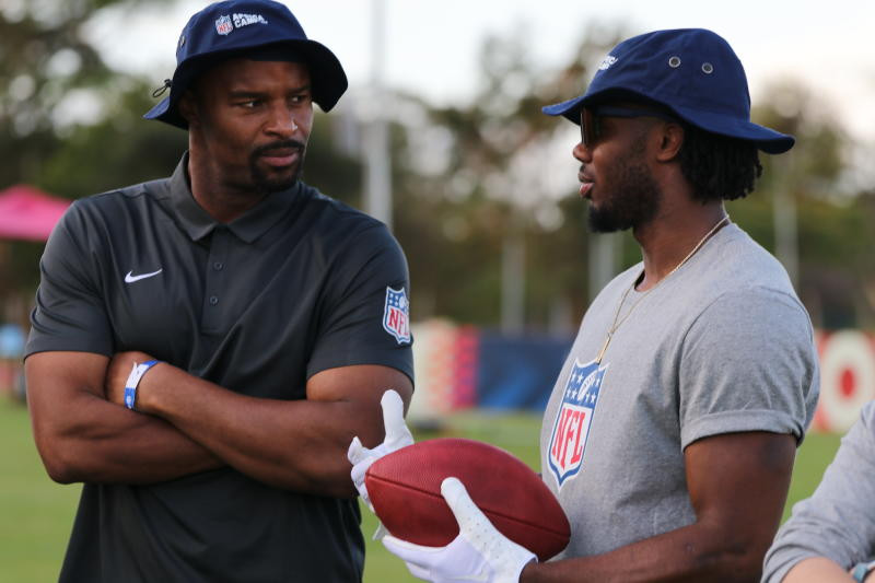 Super Bowl champion Umenyiora reveals why Adongo didn't 'go far' in NFL