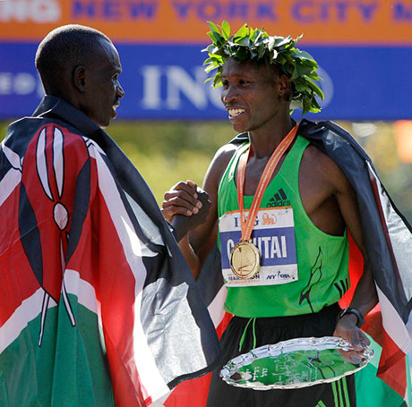 ANXIOUS MOMENT as Mutai leads Kenya’s gold hunt in New York Marathon ...