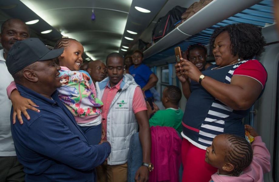 President Uhuru surprises passengers on SGR train (photos) - The Standard