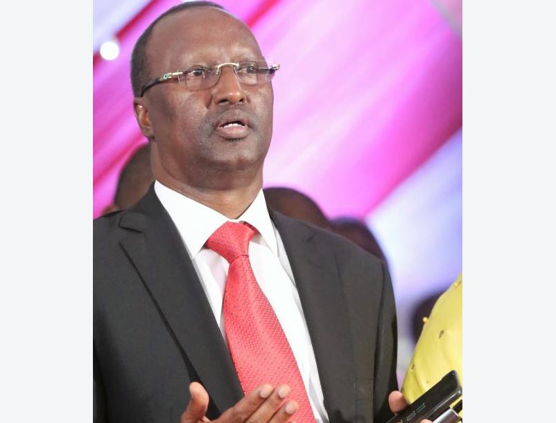 Isiolo top officials sign annual performance contract - The Standard