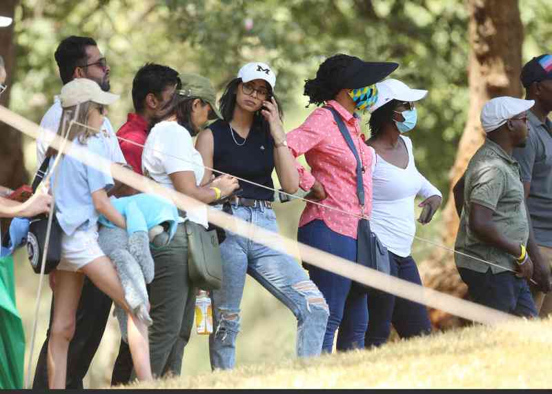 Kibugu leads Kenyan charge as Mostert, Catlin top at Magical Kenya Open