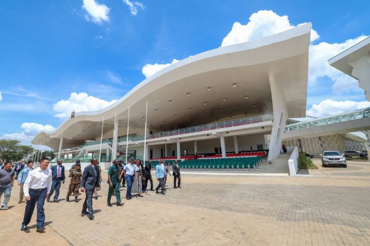 Photos: Ruto tours Uhuru Gardens ahead of King Charles III visit next ...