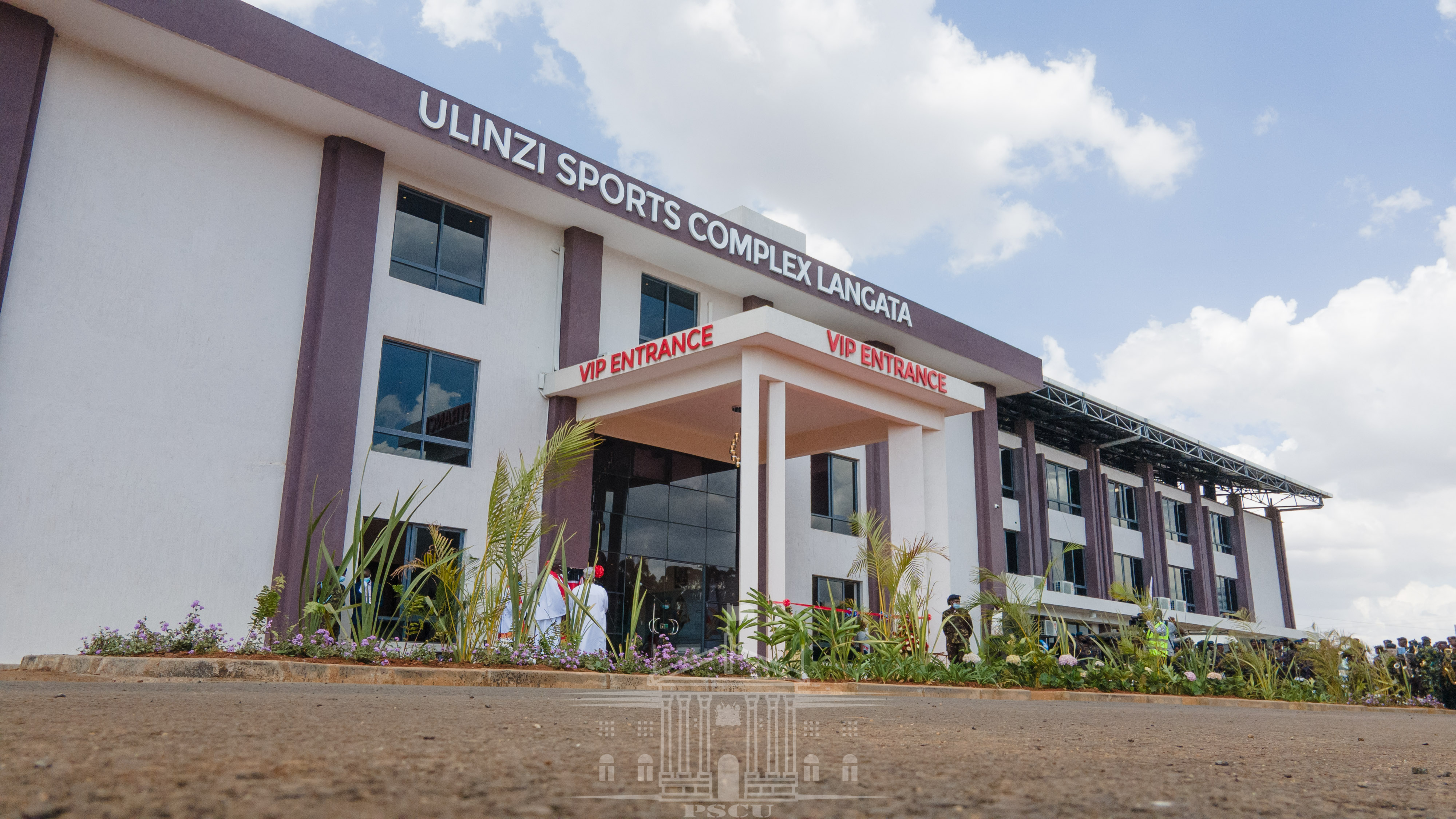 Uhuru tours newly opened KDF Ulinzi Sports Complex in Lang’ata [Photos]