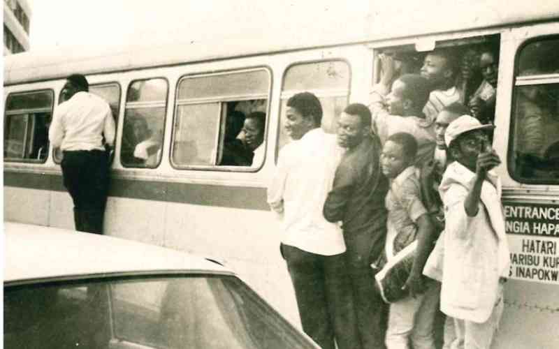 Public transport in the '90s - TNX Africa